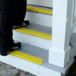 Handi-Treads Non-Slip Nosing, Aluminum, Yellow, 48in x 2.75in x 1.125in ...