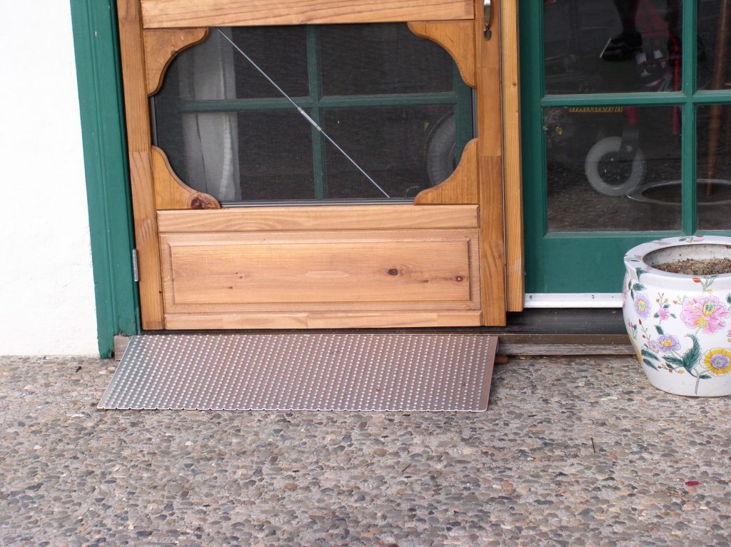 Handi-Ramp® Bridge Threshold Ramps - HandiRamp