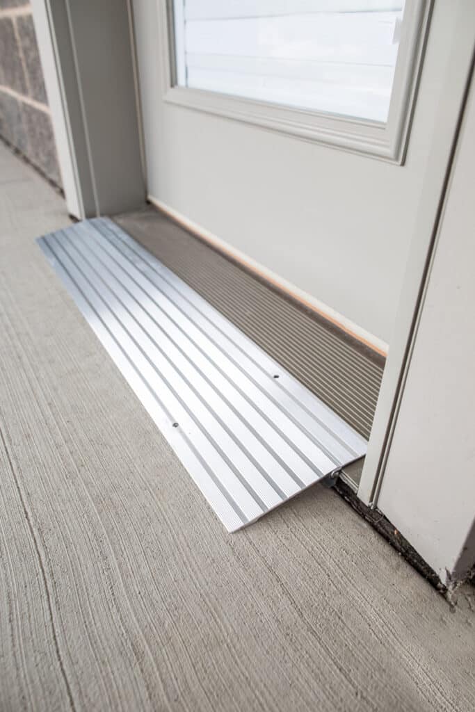 EZ Access Transitions Modular Entry Ramp | Handi-Ramp