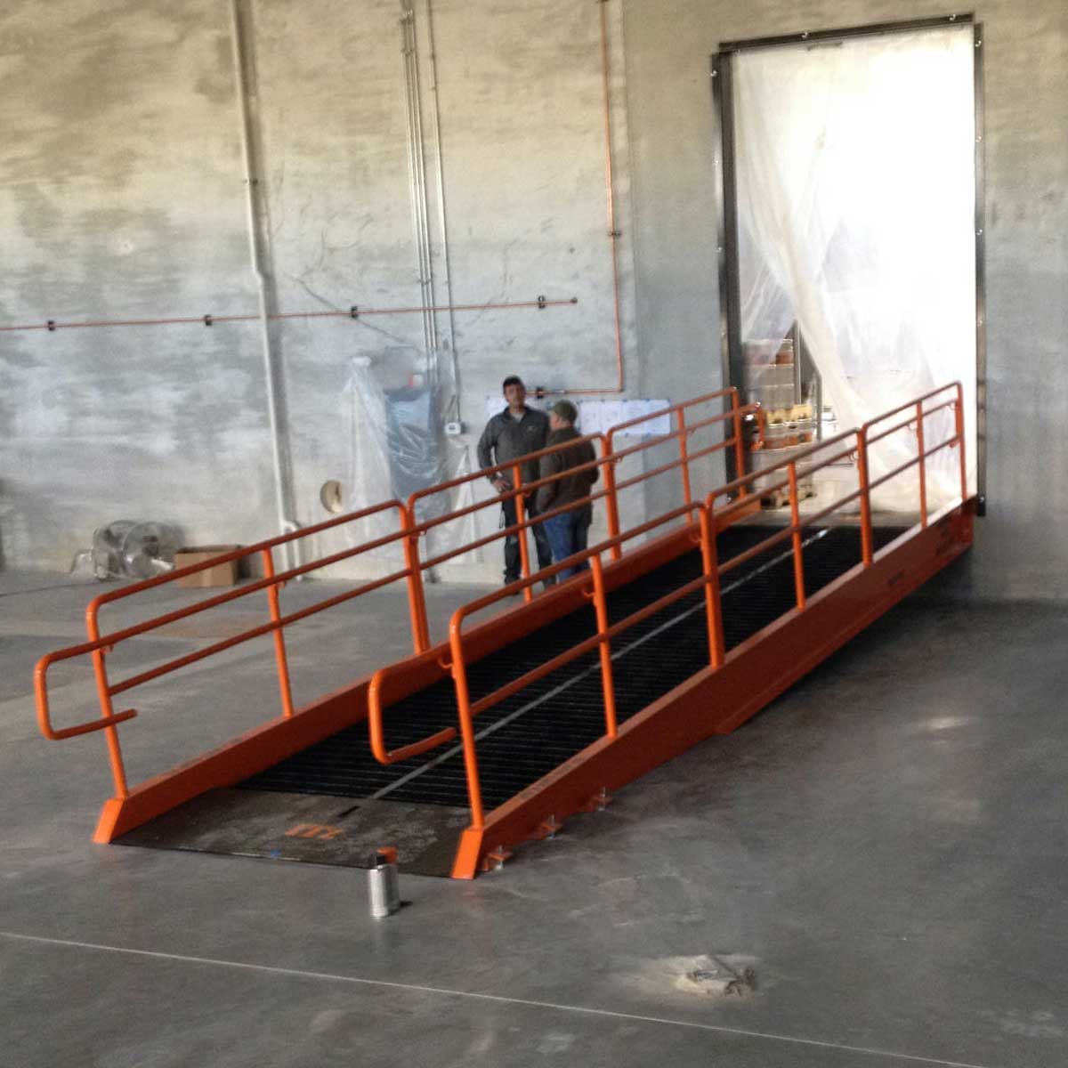 Choosing the Right Mobile Yard Ramp for Your Business - HandiRamp