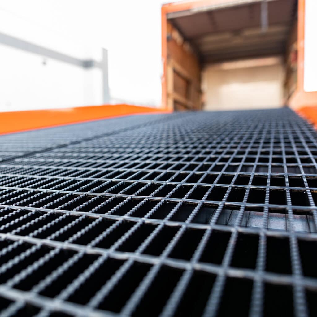 ITZ Mobile Steel Yard Ramp - 36 Feet Long, 30,000 lb Capacity - HandiRamp