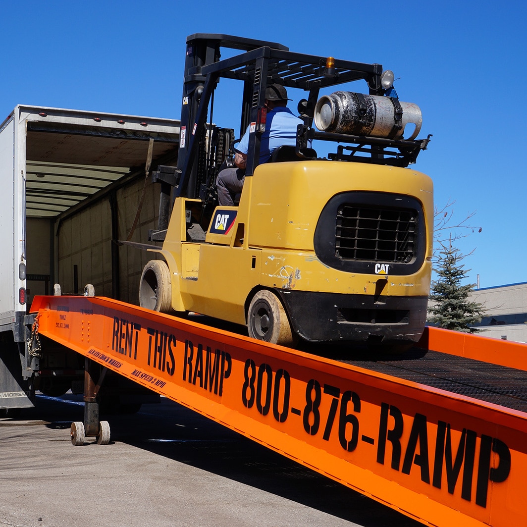Portable Forklift Ramps for Containers: The Ideal Solution for Loading ...